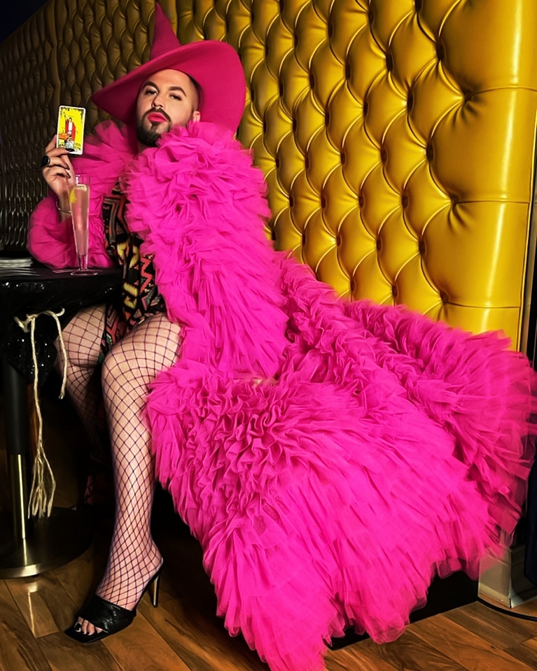 THE GLAM WITCH - Official Site of Michael Herkes